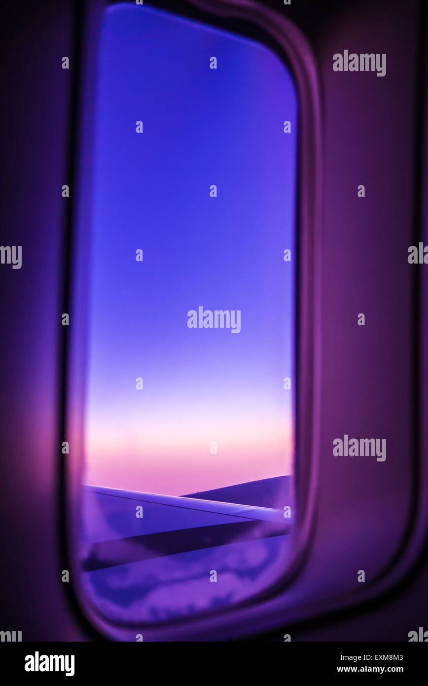 Shanghai Doha airplane Stock Photo - Alamy