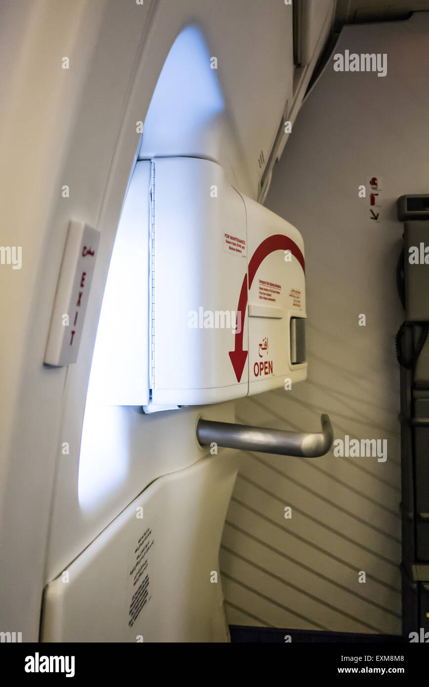 Shanghai Doha airplane Stock Photo - Alamy