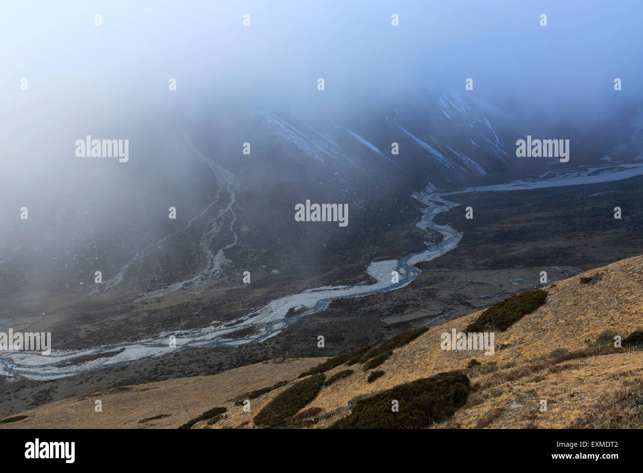 Pass of Pheriche, near Pheriche village, Everest base camp trek, UNESCO ...