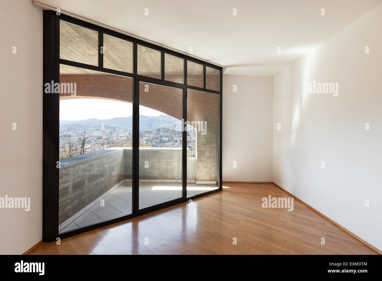 Architecture, Interiors of empty apartment, room with windows Stock ...
