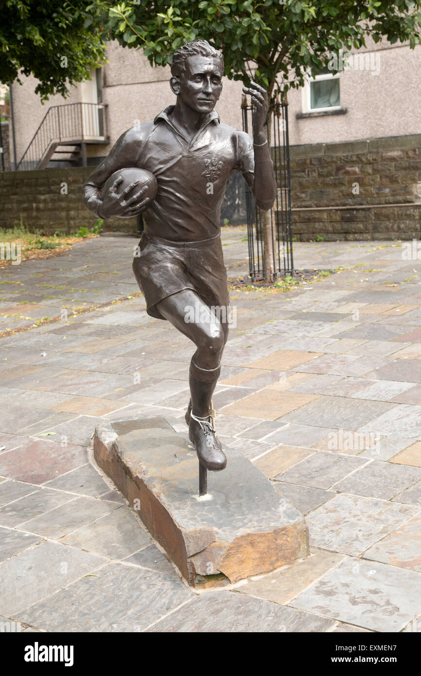 Statue of local hero rugby player, Ken Jones, Blaenavon, Torfaen ...
