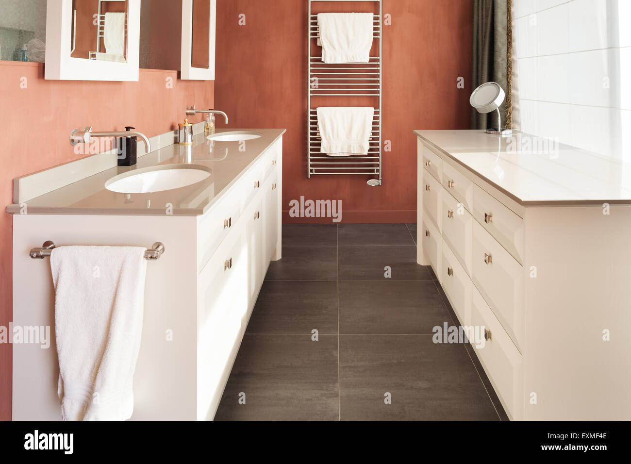 Interior, beautiful modern apartment, comfortable bathroom Stock Photo ...