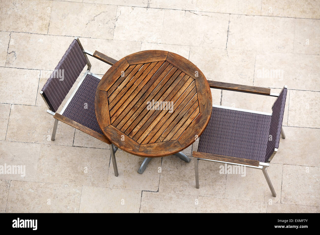 Chairs above round hi-res stock photography and images - Alamy