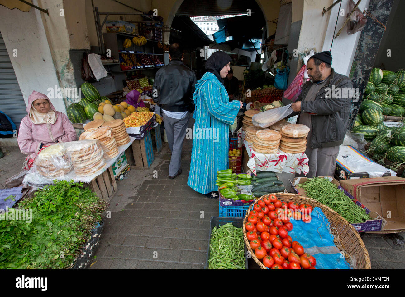 Marché travail hi-res stock photography and images - Alamy