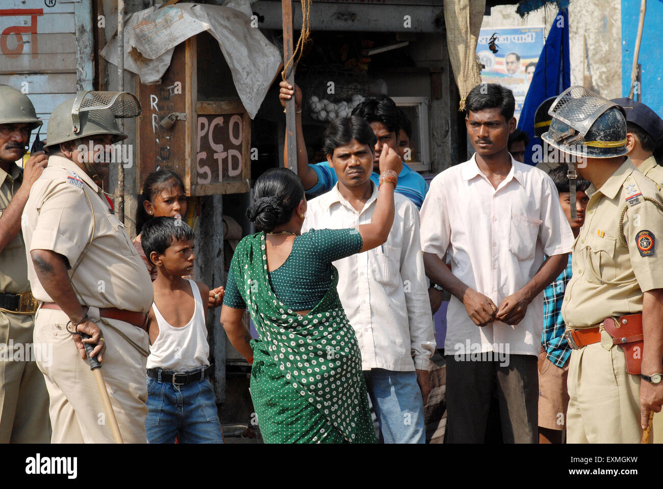 Dalit people hi-res stock photography and images - Alamy