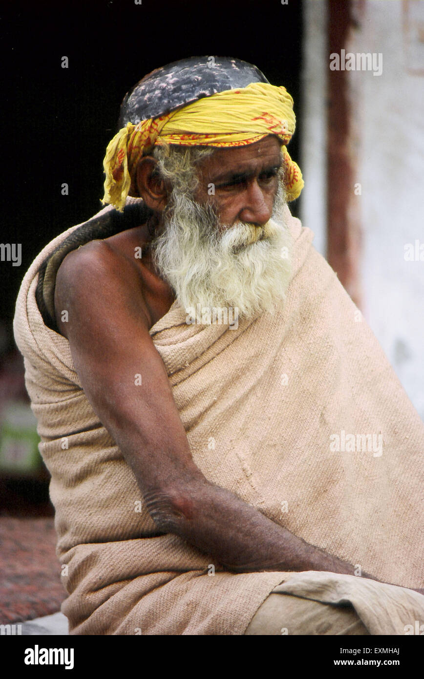 Indian man old asia hi-res stock photography and images - Alamy