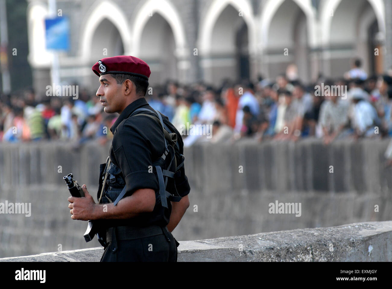 Indian Navy commando guarding ; Gateway of India ; Apollo Bunder ...