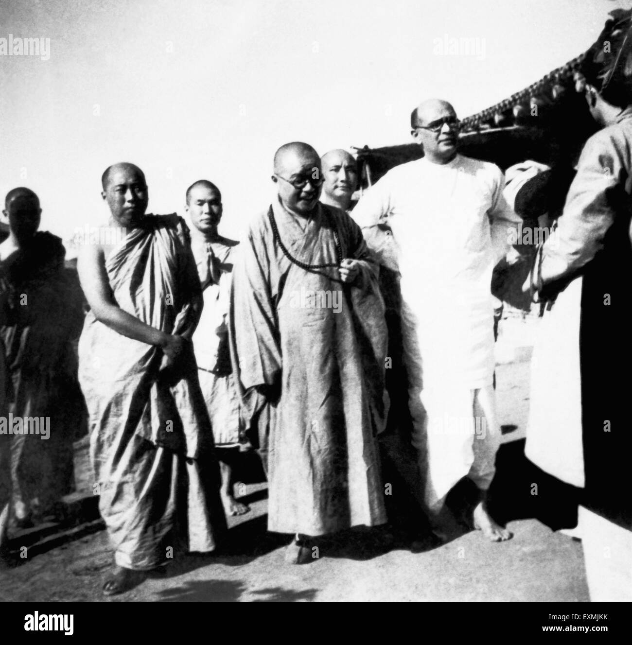 Mahadev Desai with Japanese Buddhist monks, Sevagram Ashram, Sewagram ...