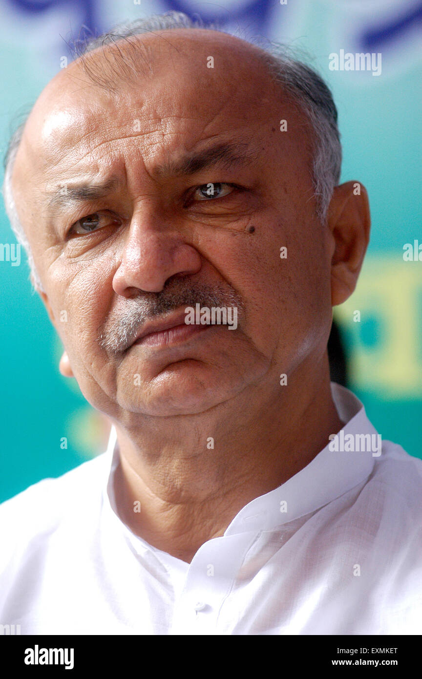 Sushil Kumar Shinde