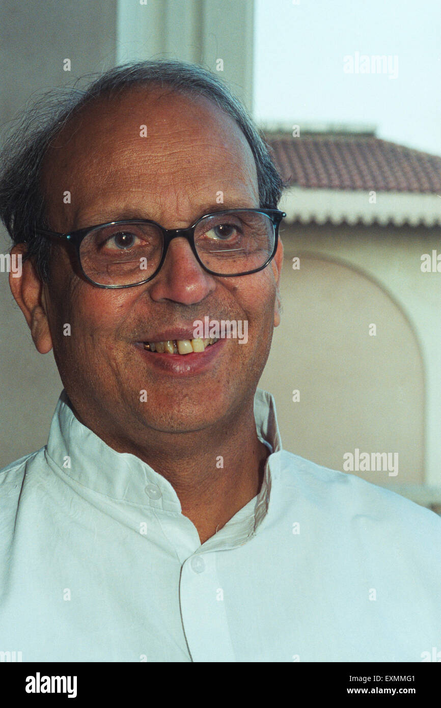 Vishwanath Pratap Singh, Indian politician, seventh Prime Minister of ...