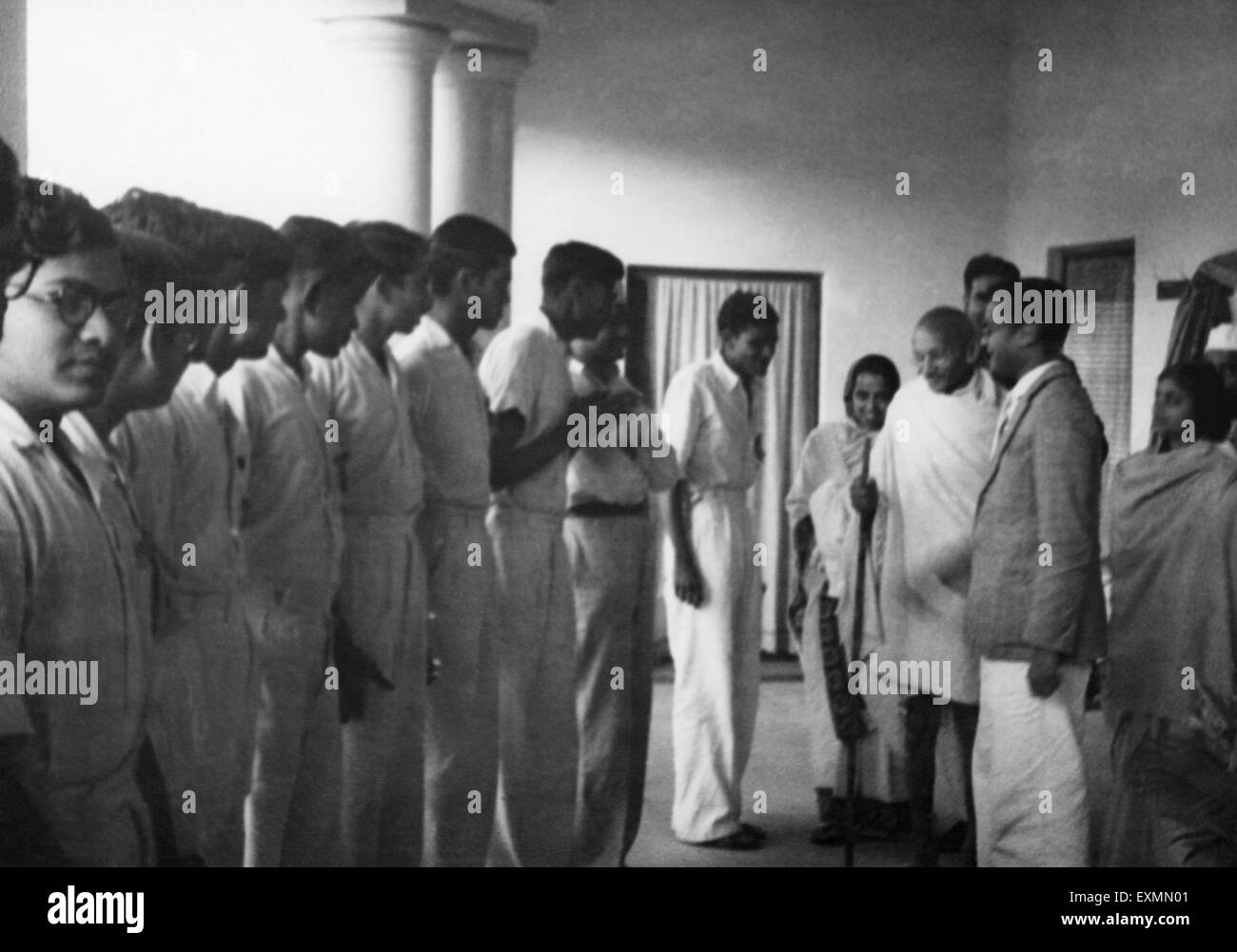 Gandhiji meeting hi-res stock photography and images - Alamy