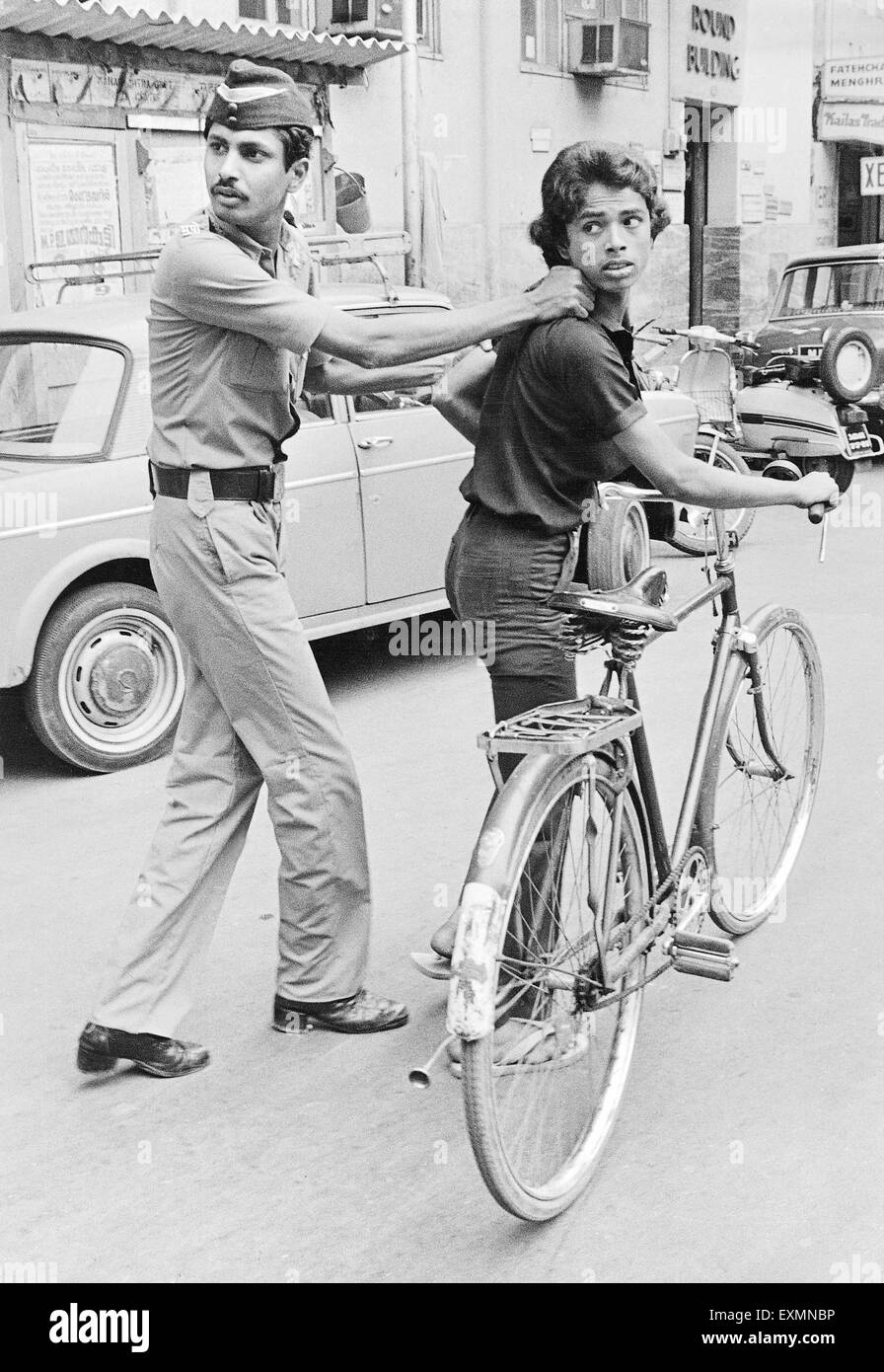 Police catch thief hi-res stock photography and images - Alamy