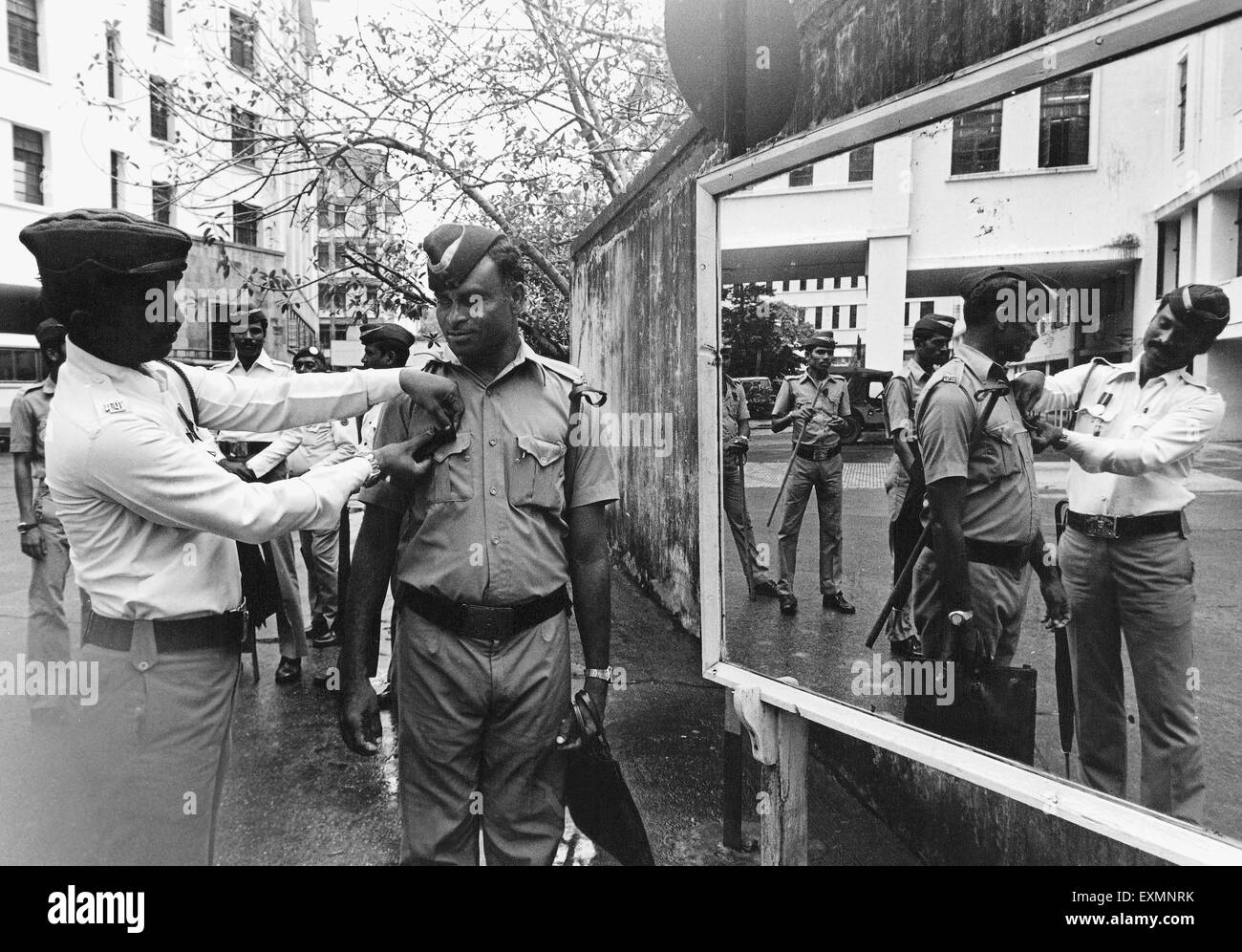 Mumbai police cap hi-res stock photography and images - Alamy