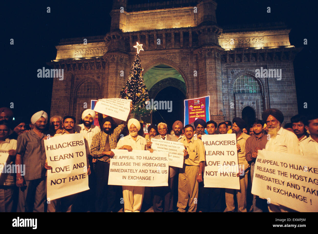 People protesting agitating, Gateway of India, Apollo Bunder, Colaba ...