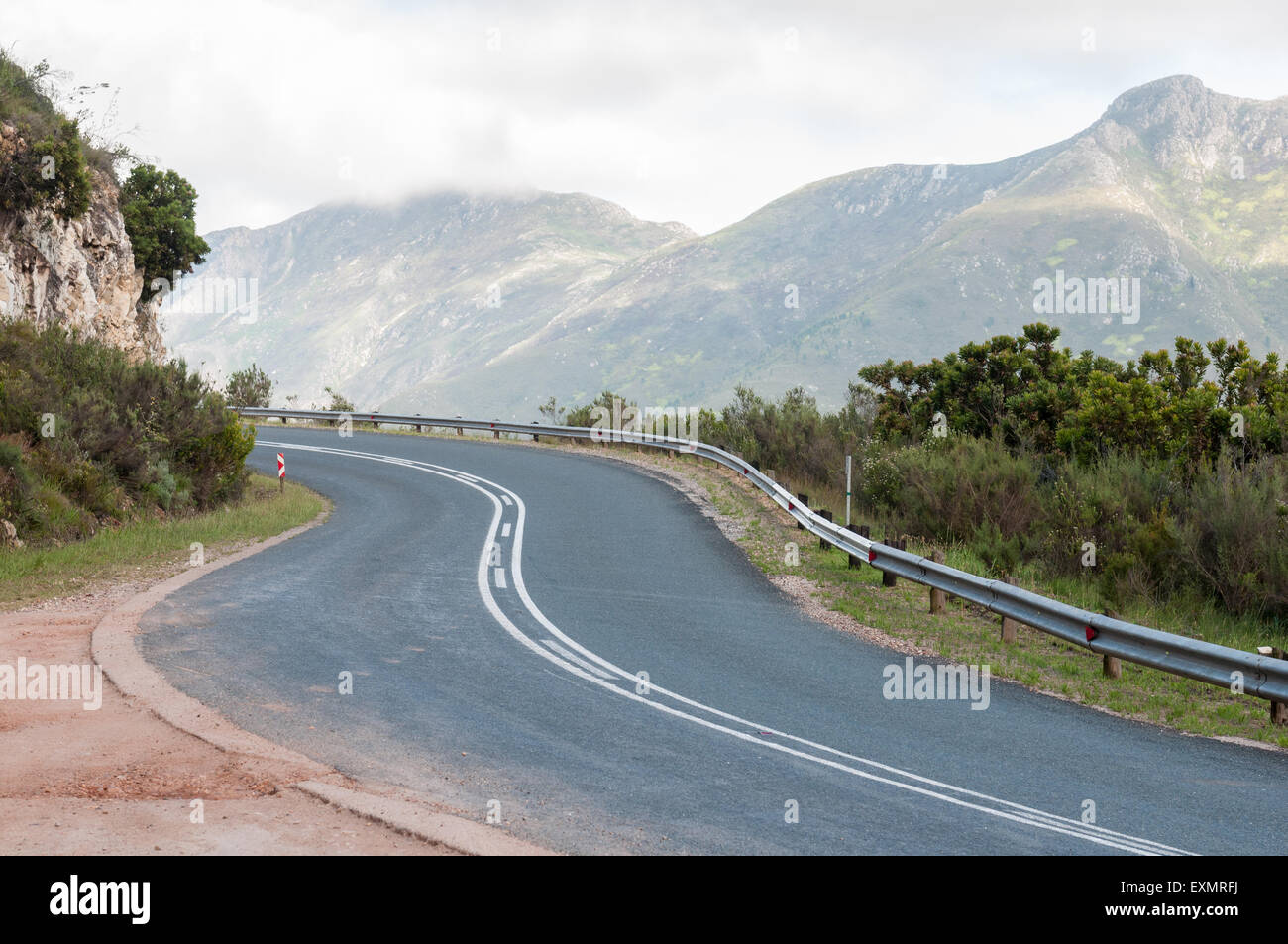 Robinson Pass over the Outeniqua Mountains between Mosselbay and ...
