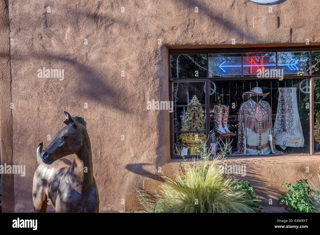 Santa fe new mexico canyon road hi-res stock photography and images - Alamy