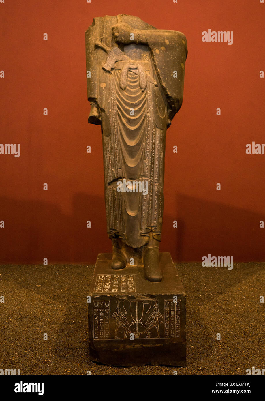 Statue Of Darius In The National Museum, Shemiranat County, Tehran ...