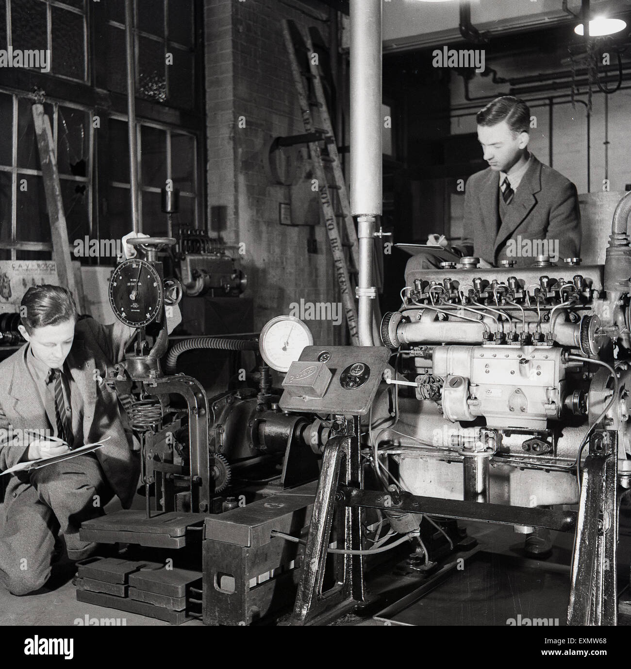Historical 1950s young engineering apprentice hi-res stock photography ...
