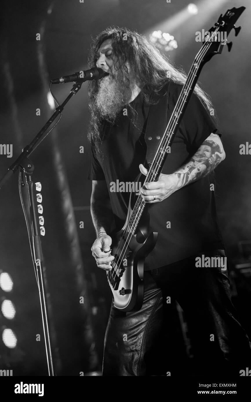 Milwaukee, Wisconsin, USA. 8th July, 2015. Singer TOM ARAYA of Slayer ...