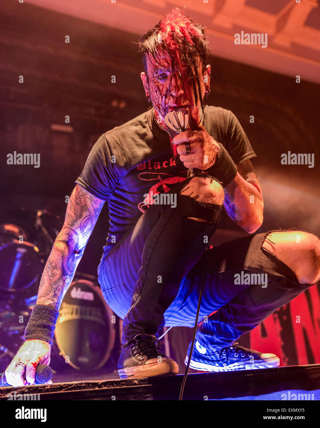 Milwaukee, Wisconsin, USA. 8th July, 2015. Singer CHAD GRAY of Hellyeah ...