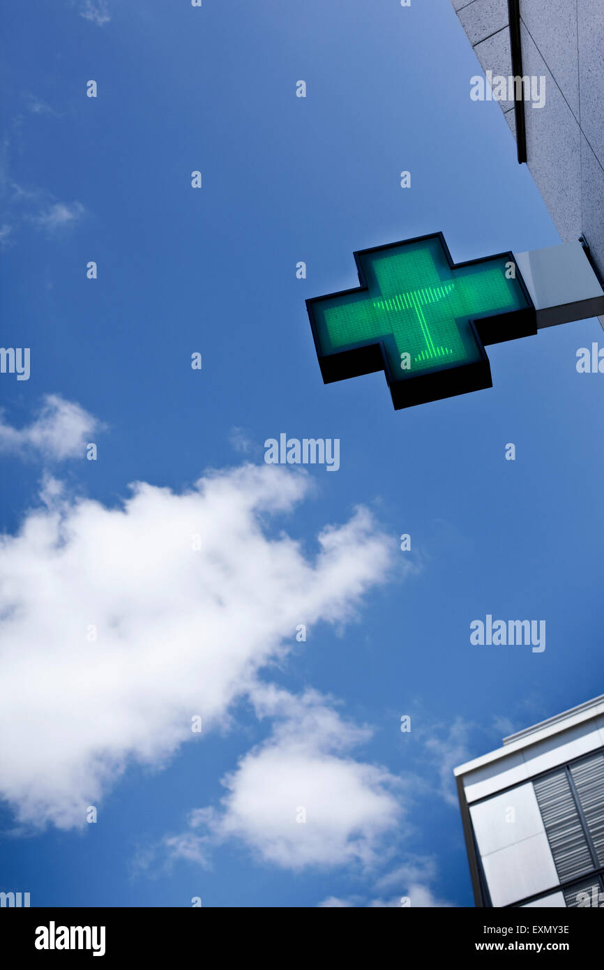 Pharmacy neon sign hi-res stock photography and images - Alamy