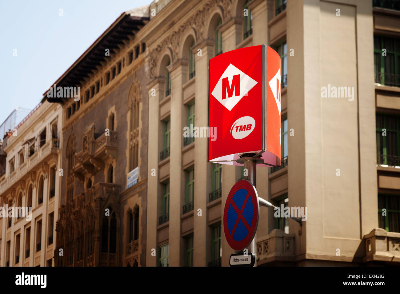 Barcelona Metro station sign, Barcelona Spain Europe Stock Photo - Alamy