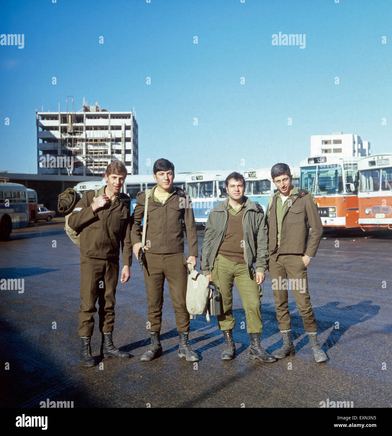 Junge Soldaten in Israel, 1970er Jahre. Young soldiers of Israel, 1970s ...