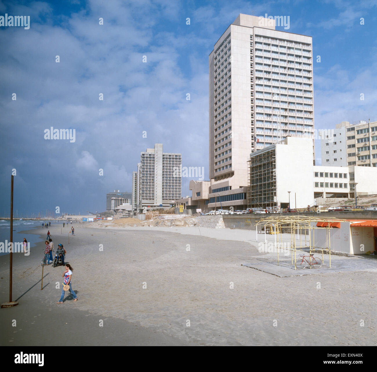 Tel aviv israel 1970s hi-res stock photography and images - Alamy