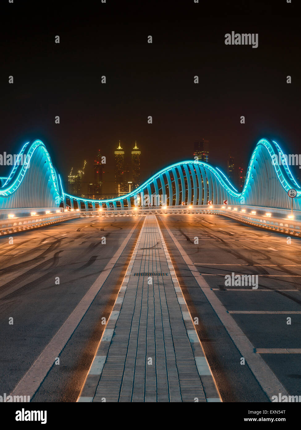 United Arab Emirates, Dubai, Meydan bridge at night Stock Photo - Alamy