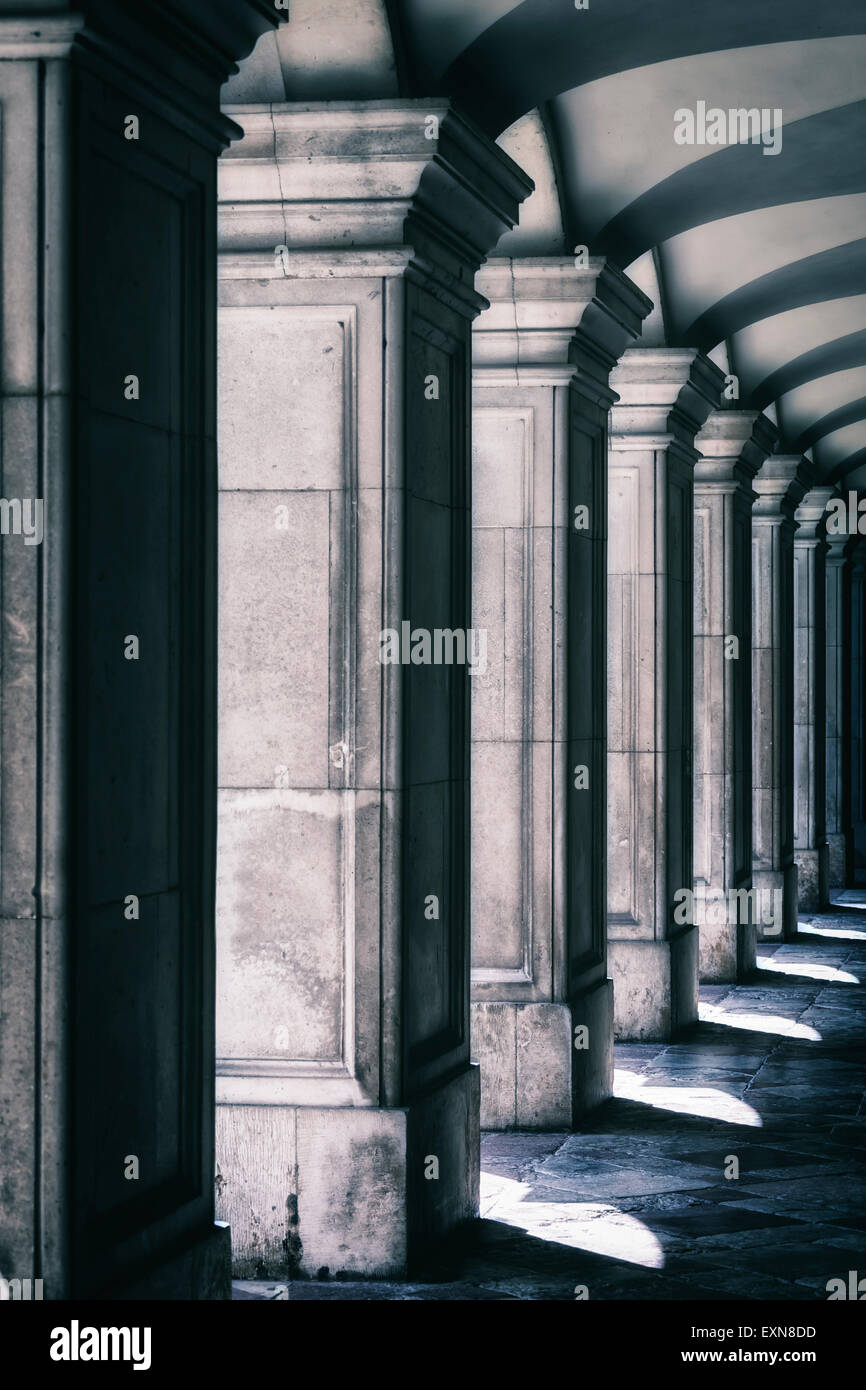 Castle pillars hi-res stock photography and images - Alamy