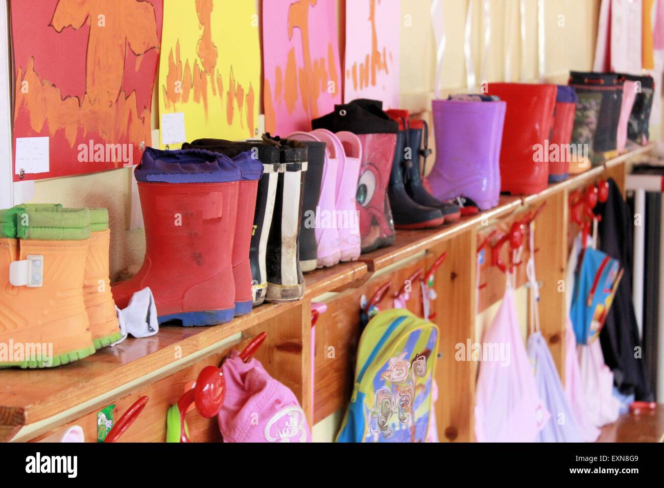 Kindergarten classroom interior hi-res stock photography and images - Alamy