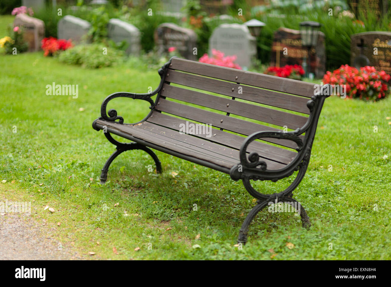Memorial bench and cemetery hi-res stock photography and images - Alamy