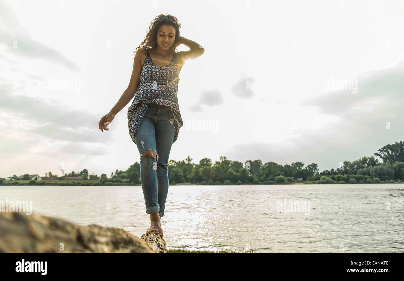 Woman balancing and beam hi-res stock photography and images - Alamy