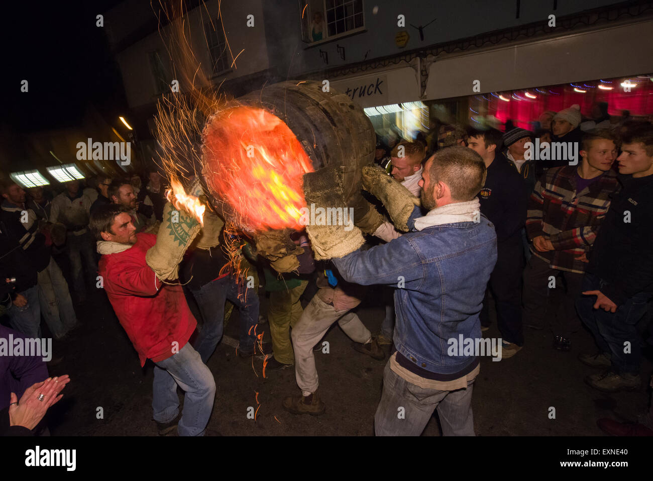 Hogshead rolling hi-res stock photography and images - Alamy