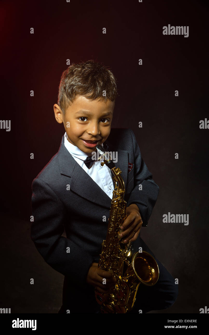 Vintage sax player hi-res stock photography and images - Alamy