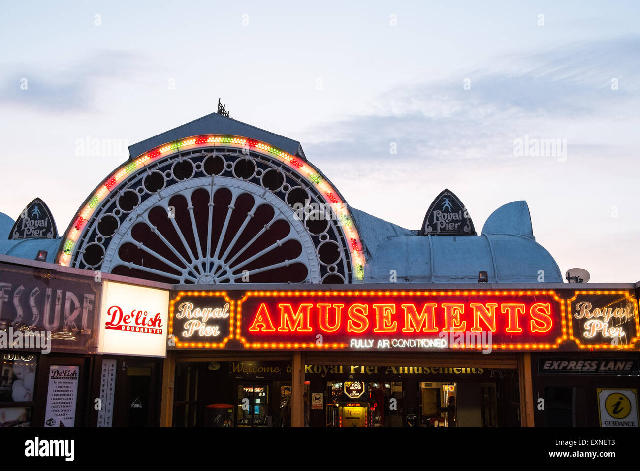 Aberystwyth amusement arcade hi-res stock photography and images - Alamy