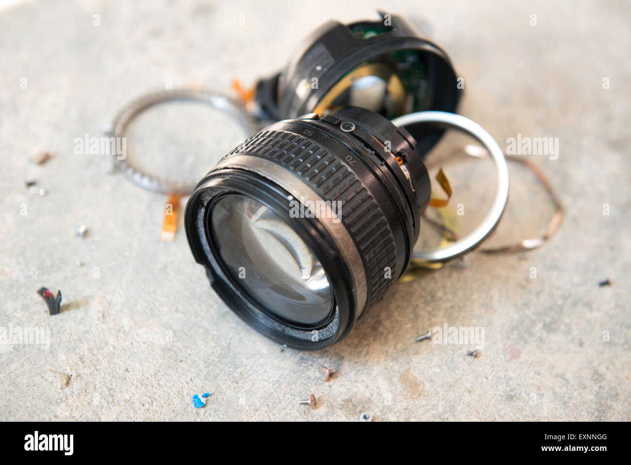 Broken camera lens hi-res stock photography and images - Alamy