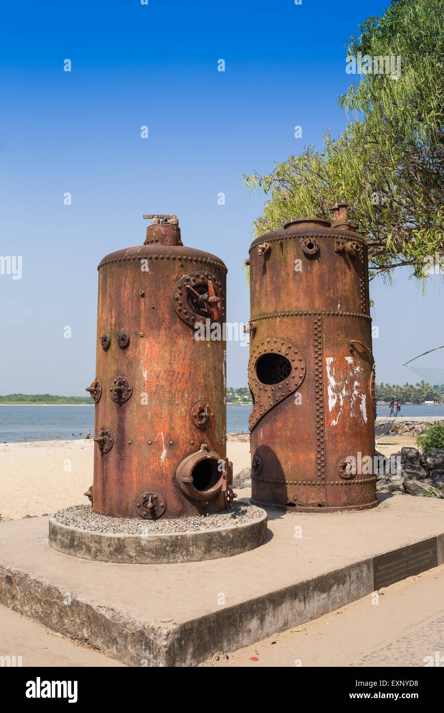 Old metal tank hi-res stock photography and images - Alamy