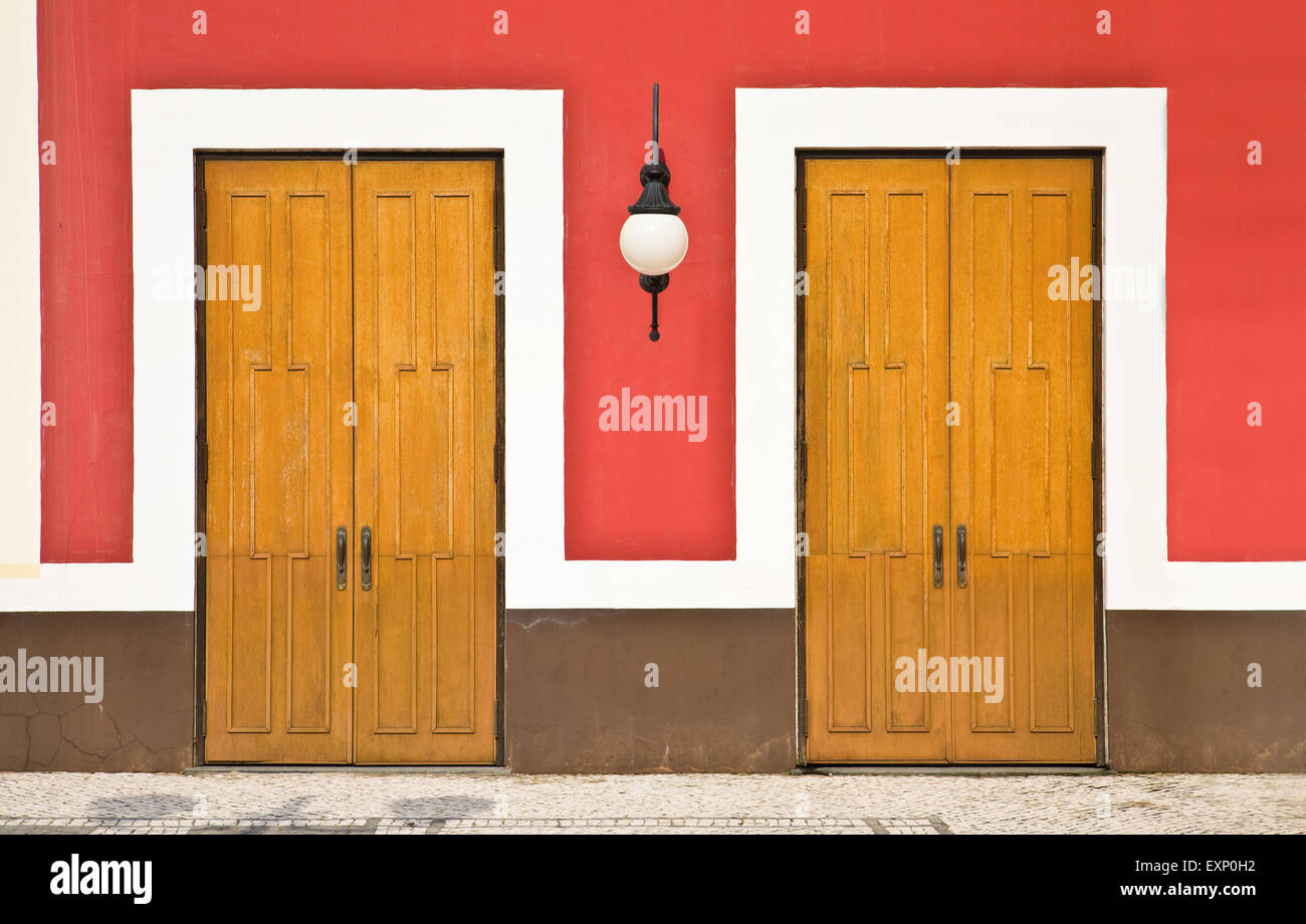 Wall doors door hi-res stock photography and images - Alamy