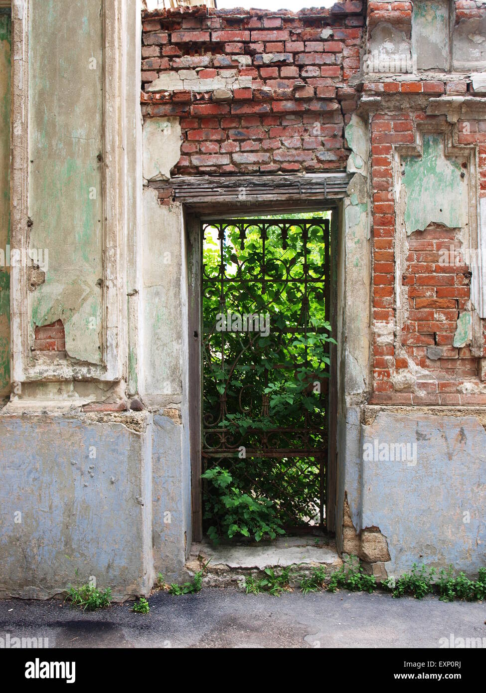 Uninhabited mansion building built 19 th century without the ...