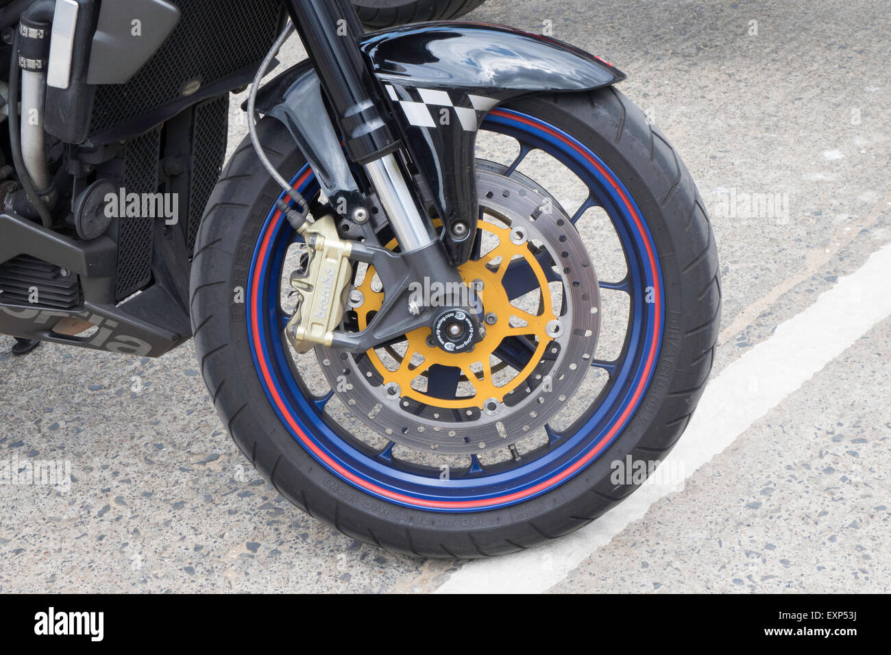 Wheel of cycle hi-res stock photography and images - Alamy