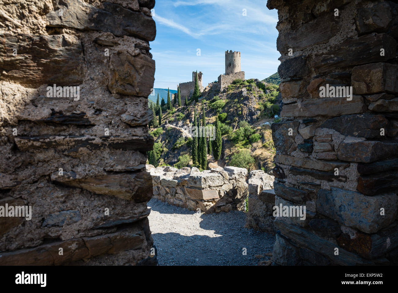 First castles hi-res stock photography and images - Alamy