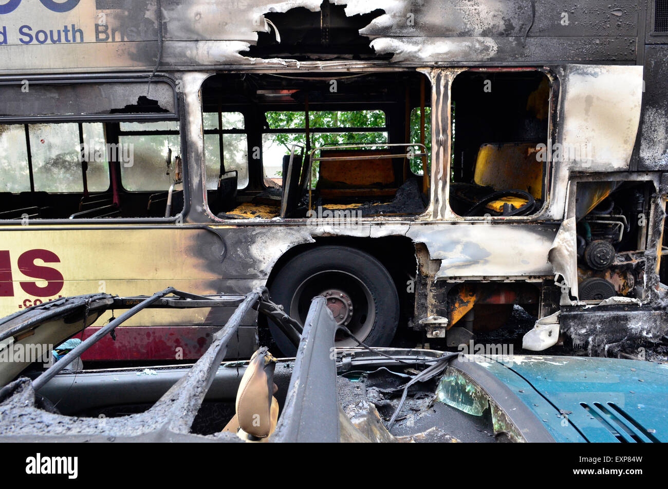 Bus on fire hi-res stock photography and images - Alamy