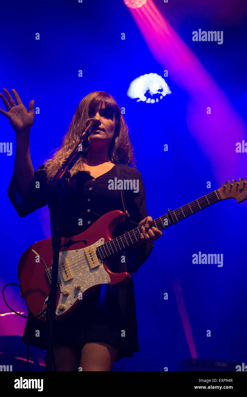 Lisa vickery hi-res stock photography and images - Alamy