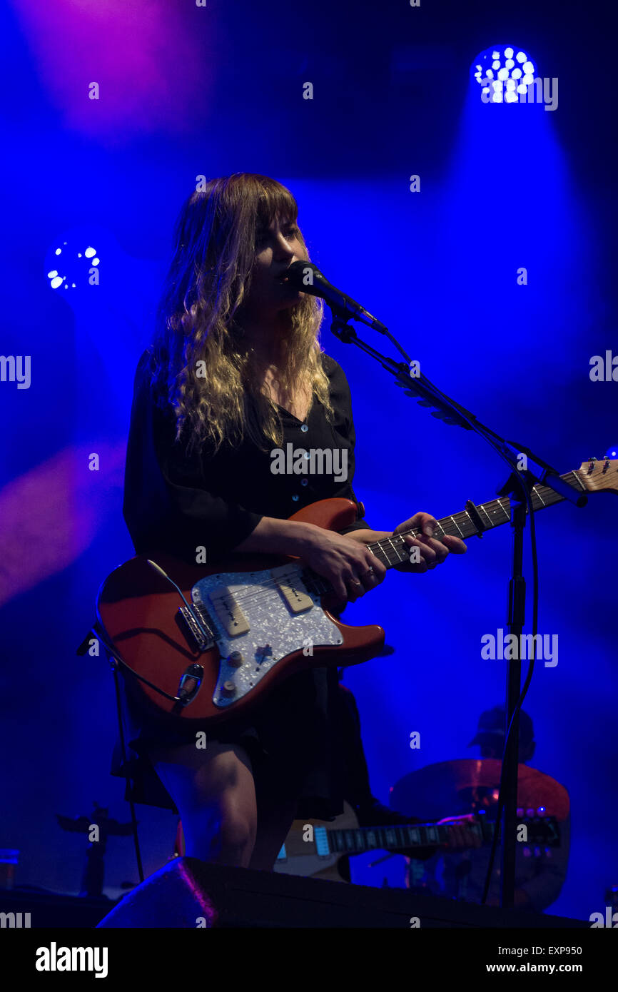 Lisa vickery hi-res stock photography and images - Alamy