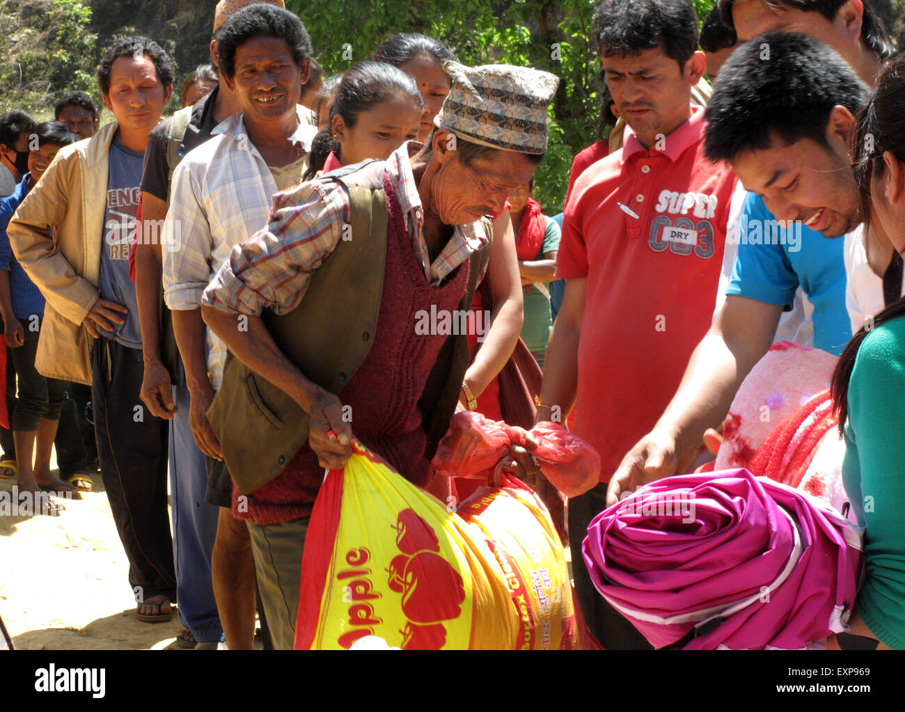 Nepal earthquake 2015 disaster hi-res stock photography and images - Alamy