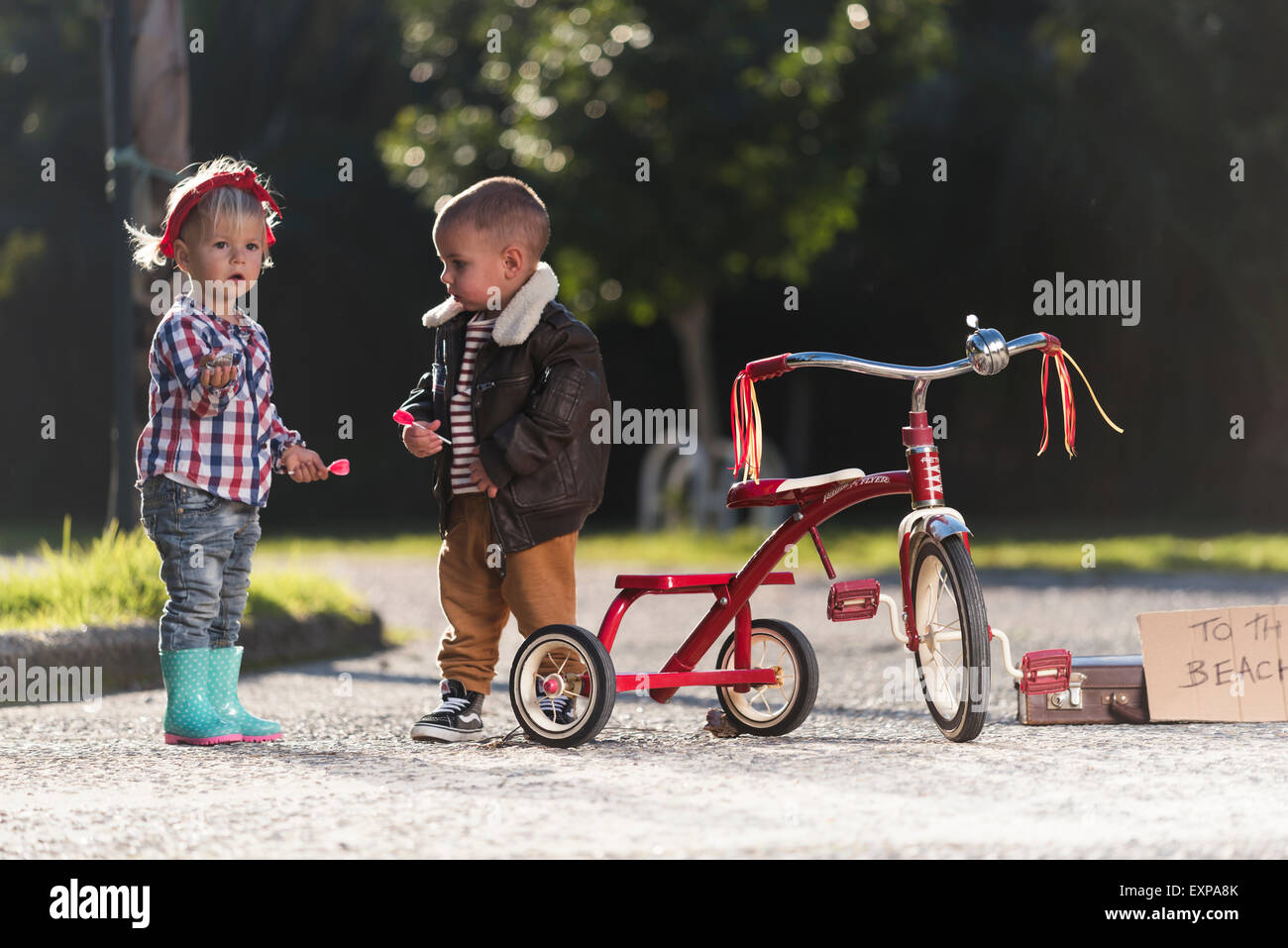Child best friend hi-res stock photography and images - Alamy