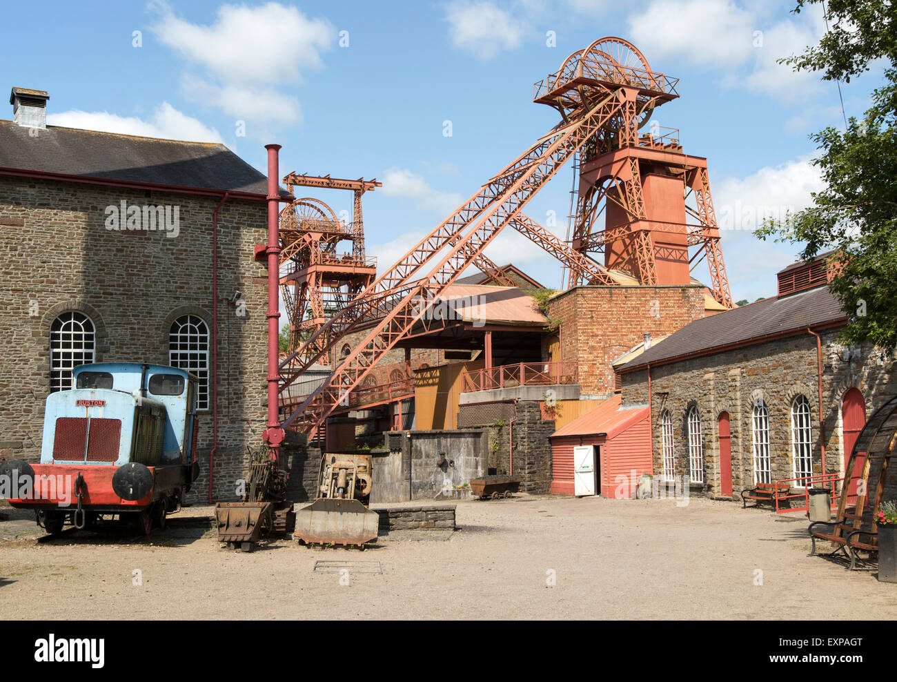 Pit coal mine mining pit head rhondda heritage park hi-res stock ...