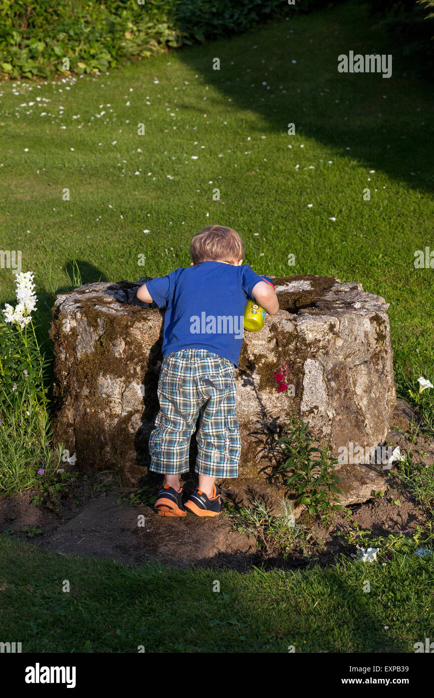 Well of health hi-res stock photography and images - Alamy