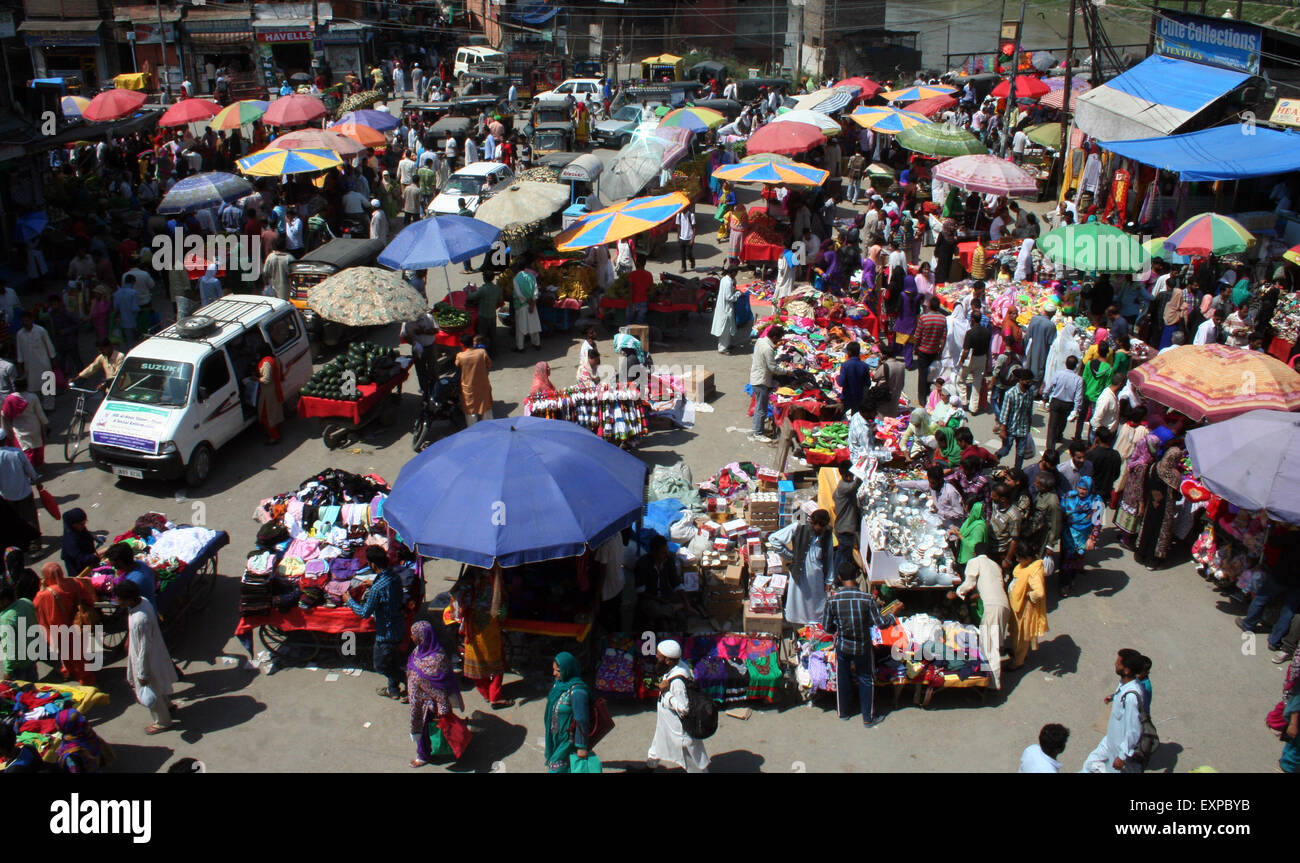 Srinagar, Indian Administered Kashmir:16 July .AN aerial view of market ...